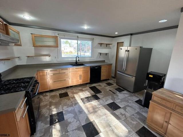 Fire Rd, Egg Harbor Township, Home For Sale