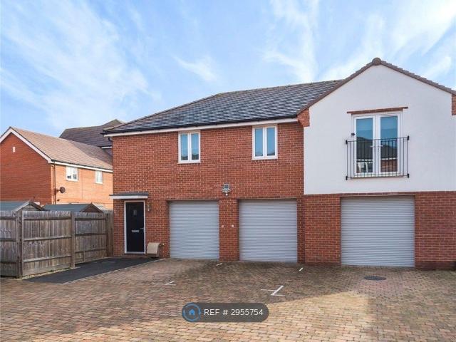 Firecracker Drive, Sarisbury Green SO31, 2 bed detached house to rent, £1,400 pcm | PrimeLocation