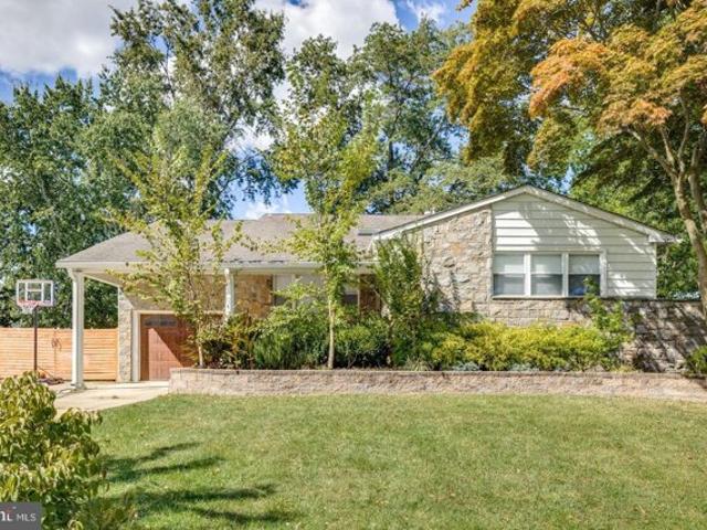 Fireside Ln, Cherry Hill, Home For Sale
