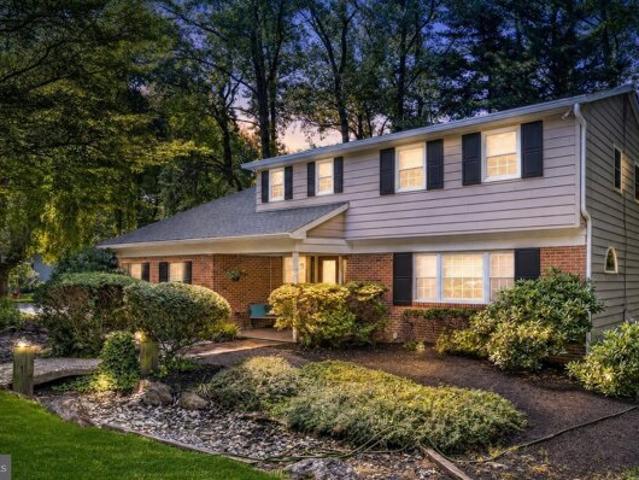 Fireside Ln, Cherry Hill, Home For Sale
