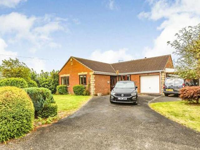 Firethorn Rise, Ravenfield, 3 Bedroom Detached