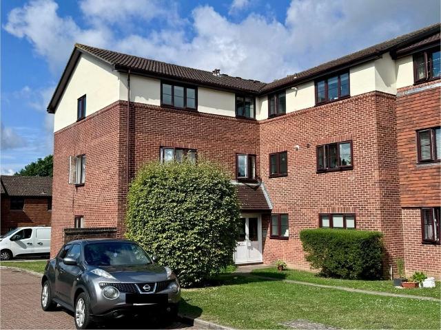 Firle Court, Yeomanry Close, Epsom, Surrey KT17, 1 bed flat to rent, £1,500 pcm | PrimeLocation