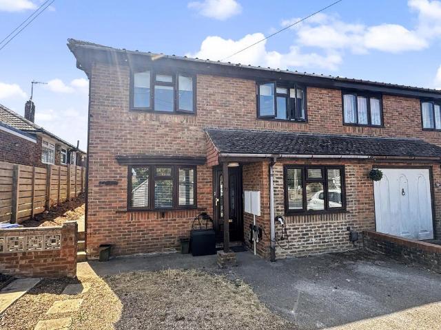 Firle Road, Peacehaven, BN10 7QH 4 bed semi detached house to rent £1,950 pcm £450 pw