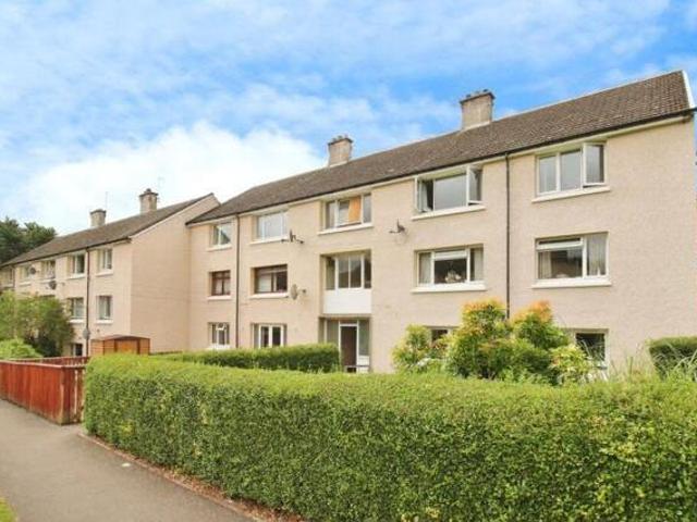 Firrhill Drive, Colinton Mains, 2 Bedroom Apartment