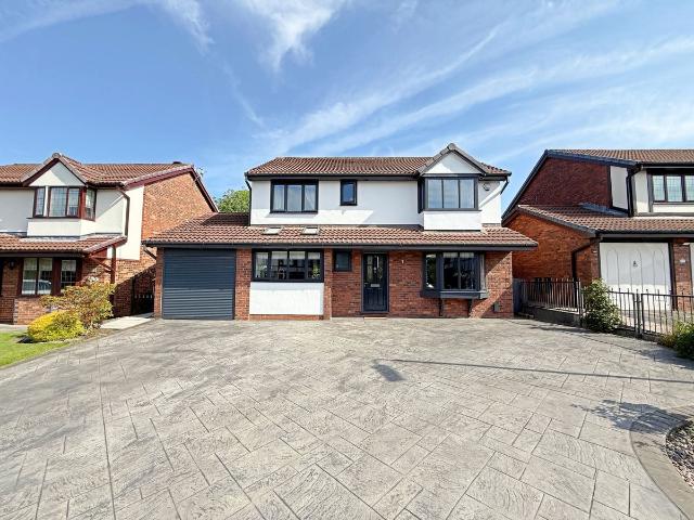 Firs Road, Bolton BL5, 4 bed detached house to rent, £2,100 pcm | PrimeLocation
