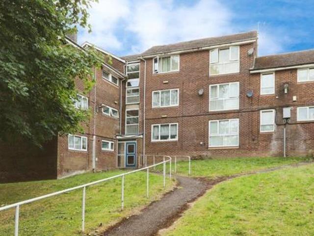 Firshill Walk, Sheffield, 2 Bedroom Flat