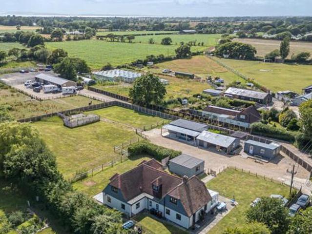 First Avenue, Batchmere, 5 Bedroom Detached