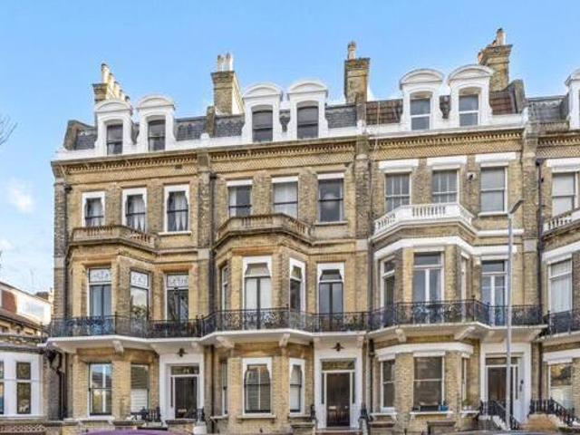 First Avenue, Hove, 2 Bedroom Flat