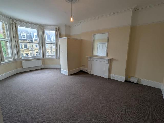 First Avenue, Hove BN3, 1 bed flat to rent, £1,250 pcm | PrimeLocation