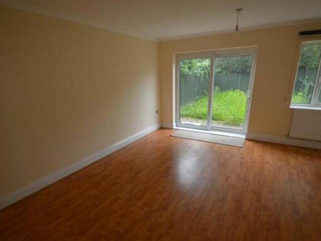 First Avenue, London, 1 Bedroom Ground