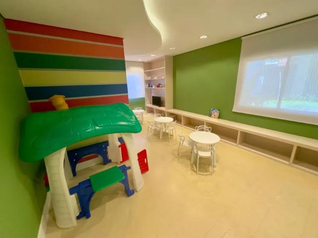 Imperdível! Casa 3 dorms suíte + quintal c/ churrasqueira em condomínio clube
