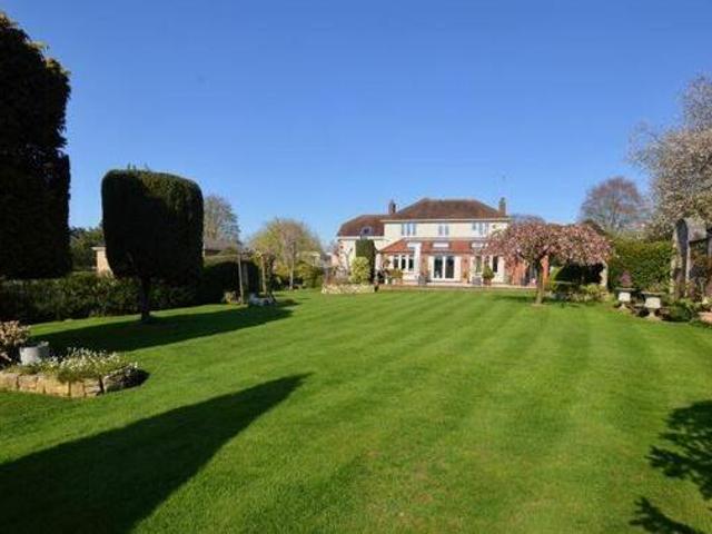 First Drift, Wothorpe, 4 Bedroom Detached