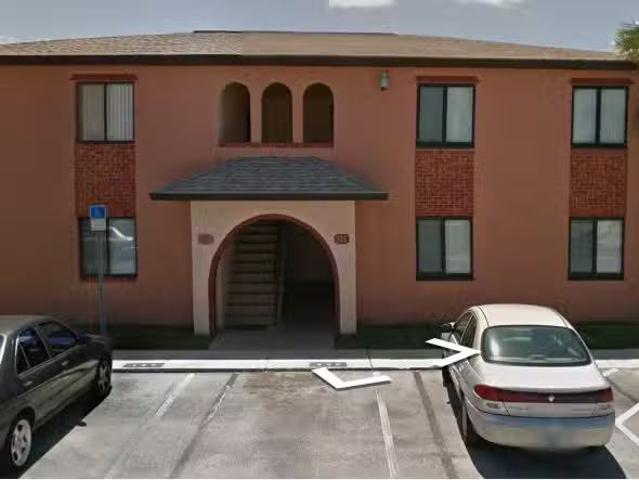 First floor 2 bed 2 bath Condo 189 San Juan Cir #189