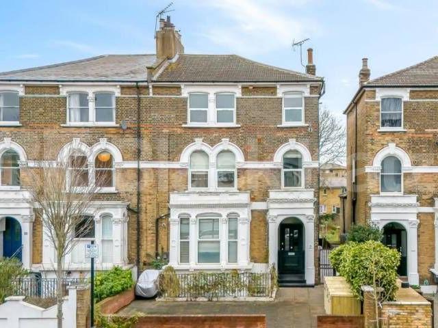 First Floor Two Double Bedroom Apartment with Open Plan Living, N4