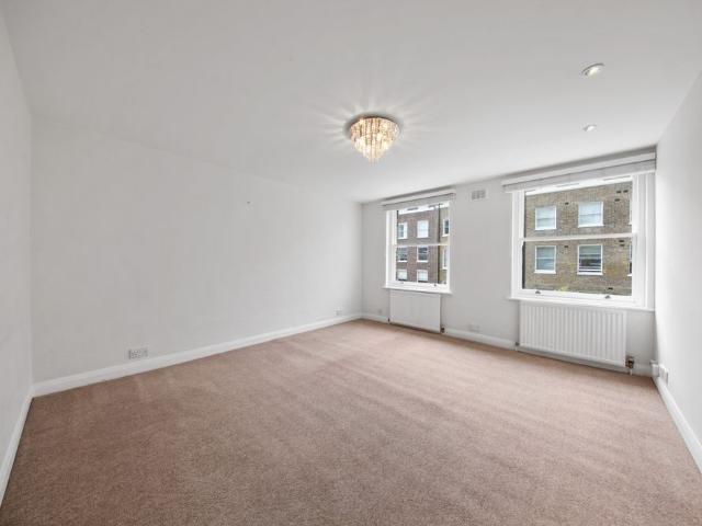 First Floor Apartment for Rent in London, W1U