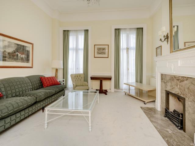 First Floor Flat 3 6 Flat 3 Chesham Street London 2726014