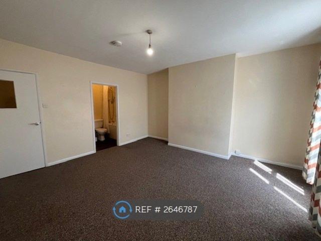 First Floor, Maidstone ME15, Studio to rent, £595 pcm | PrimeLocation
