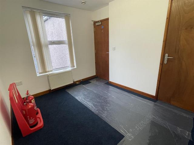 First Floor Office, Cross Hands, Cross Hands Llanelli, Carmarthenshire SA14, Property to rent, £450 pcm | PrimeLocation