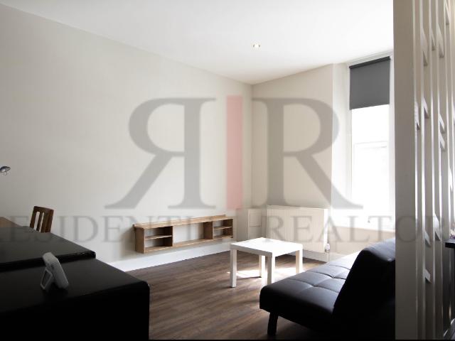 First Floor,, SW9