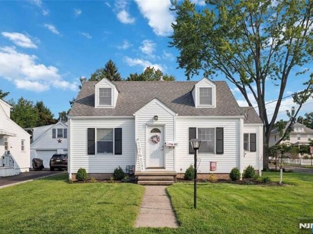 First St, Mahwah, Home For Sale