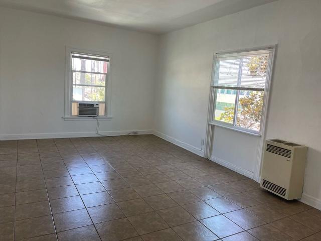 First Street Studio Apartment for Rent at 3701 W 1st St, Los Angeles, CA 90004 Wilshire Center Koreatown