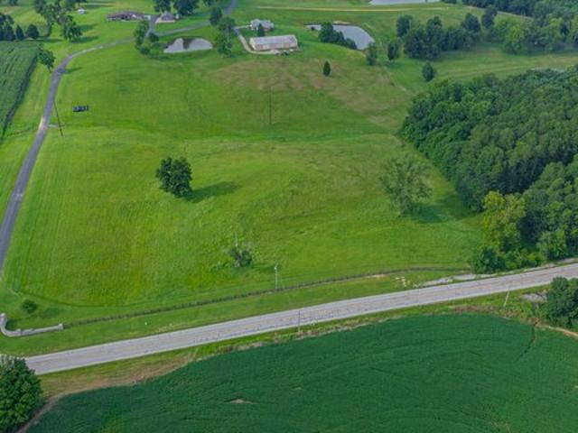 Fischers Lake Rd, Evanston, IN 47531