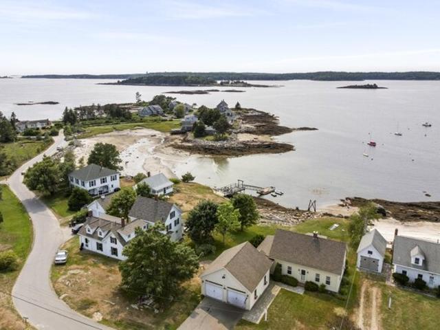 Fish Point Rd, Bristol, Home For Sale