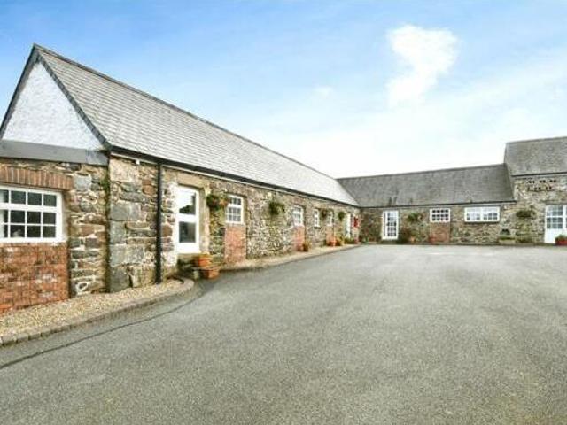 Fishguard, Pembrokeshire, 3 Bedroom Detached
