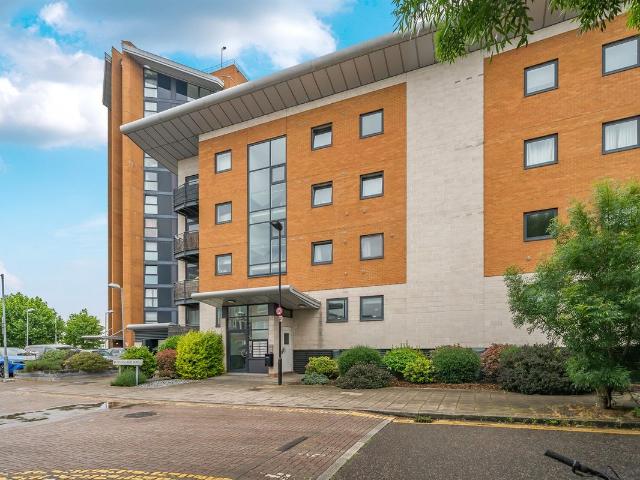 Fishguard Way E16, 1 bed flat to rent, £1,575 pcm | PrimeLocation