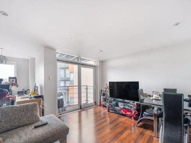 Fishguard Way, Galleons Lock, 1 Bedroom Apartment