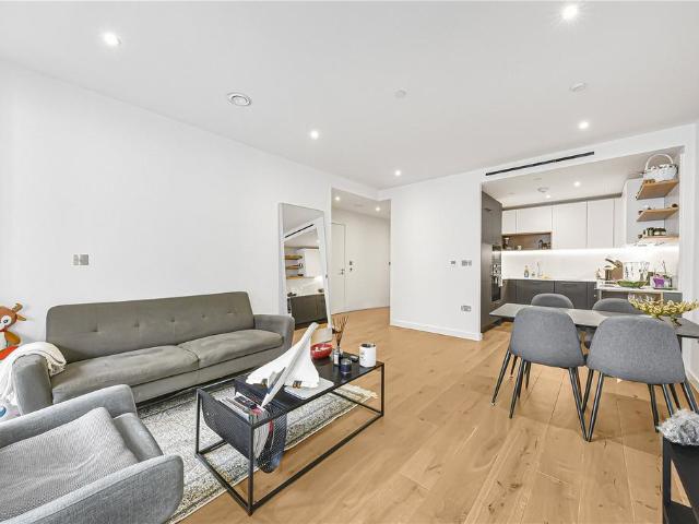 Fisherton Street, London, NW8 1 bed apartment to rent £3,200 pcm £738 pw