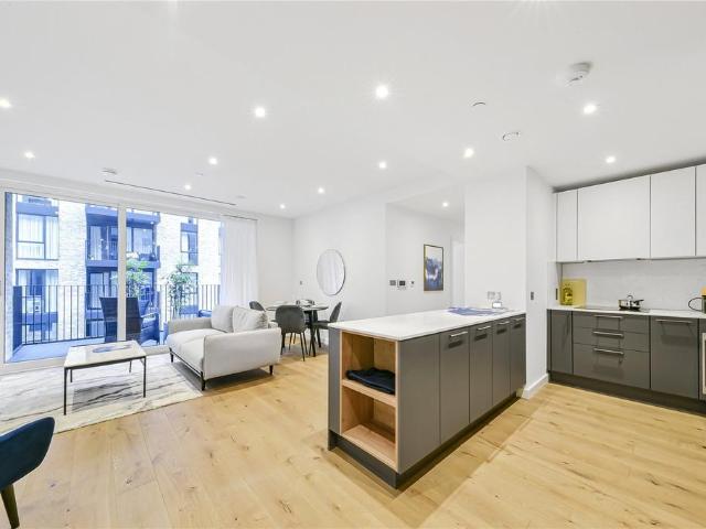 Fisherton Street, London, NW8 2 bed apartment to rent £3,878 pcm £895 pw