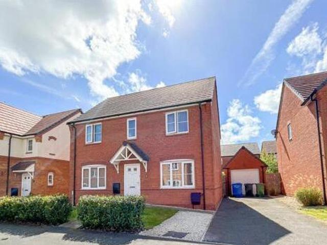Fisher Close, Tamworth, 4 Bedroom Detached