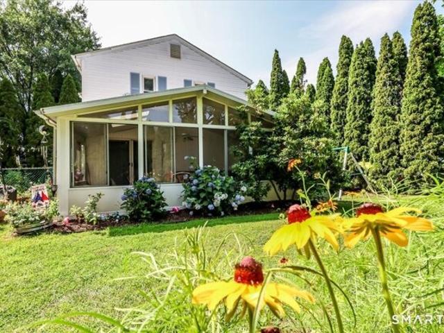 Fisher Ct, Stratford, Home For Sale