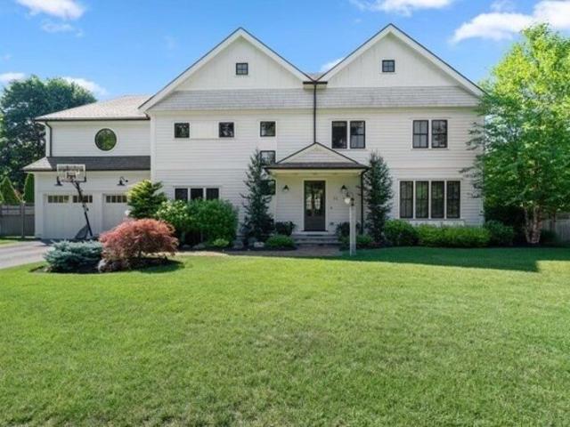 Fisher Ave, Wellesley, Home For Sale