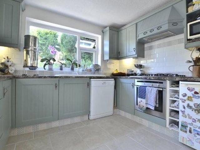 Fishers Way, Kingscourt, Stroud, Gloucestershire, GL5