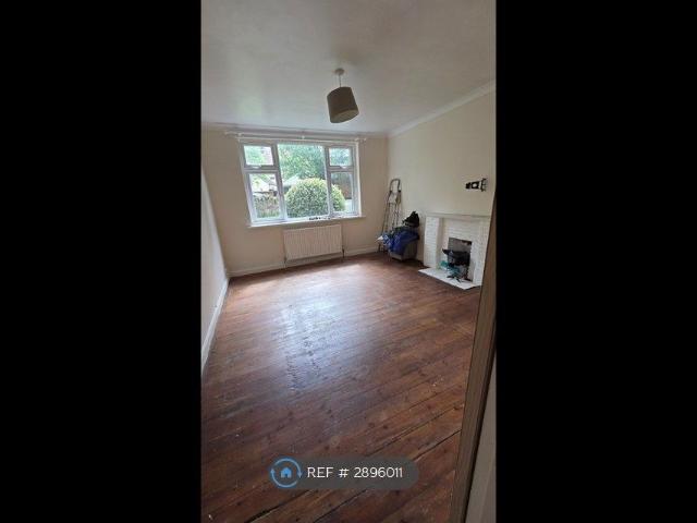 Fishpond Drive, Nottingham NG7, 2 bed flat to rent, £1,100 pcm | PrimeLocation
