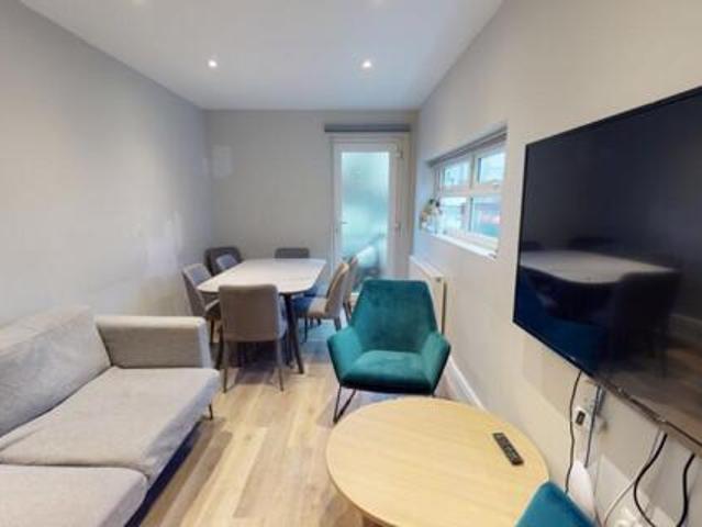 Fishponds Road, Eastville, 10 Bedroom End