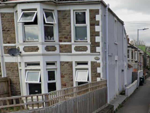 Fishponds Road Room 5