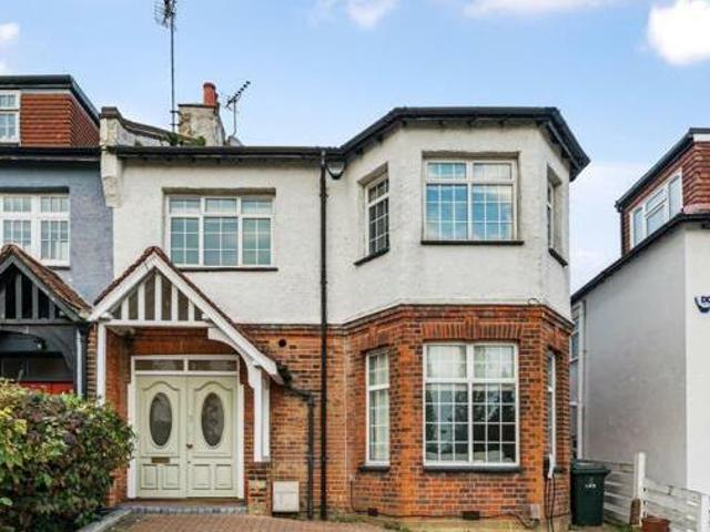 Fitzalan Road, Finchley, 4 Bedroom Semi detached