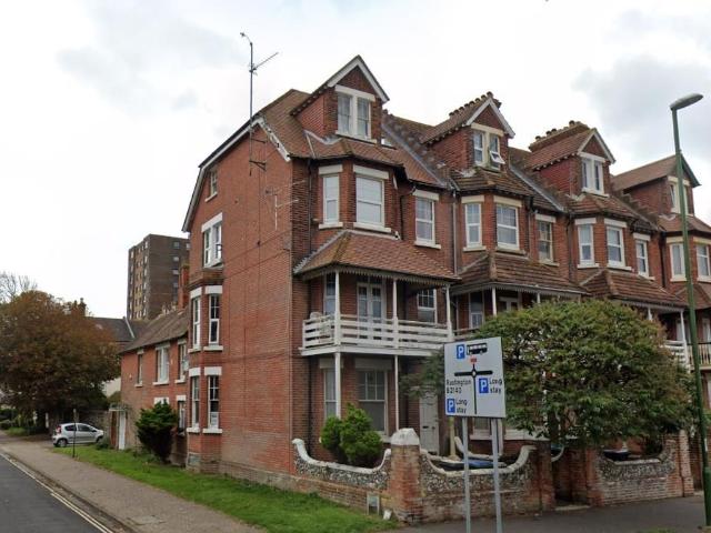 Fitzalan Road, Littlehampton BN17, 1 bed flat to rent, £795 pcm | PrimeLocation