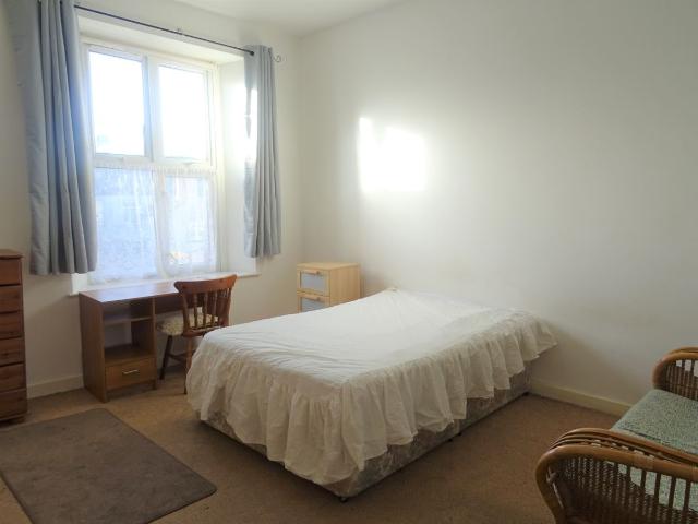 Fitzhamon Embankment, Cardiff CF11, Room to rent, £525 pcm | PrimeLocation