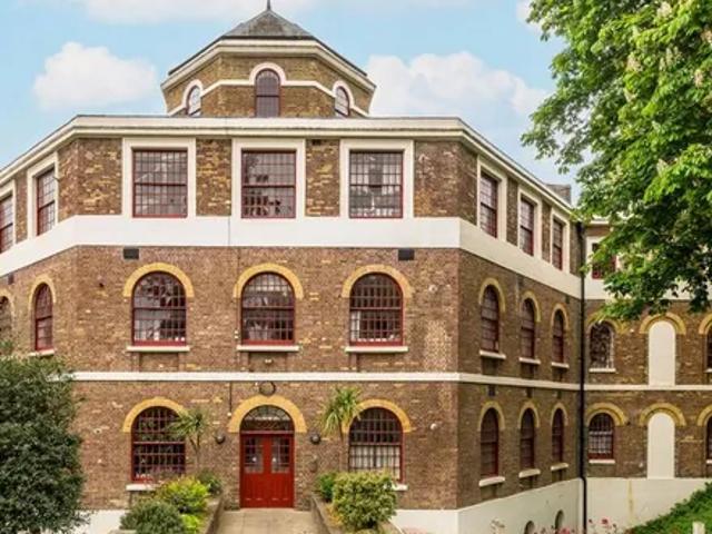 FitzHerbert Walk, London, W7 2PE, United Kingdom | 3 bed apartment for rent #167221817 | Rentberry