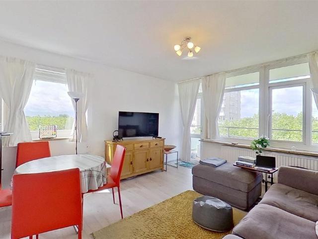 Fitzhugh Grove, London SW18, 2 bed flat to rent, £2,150 pcm | PrimeLocation