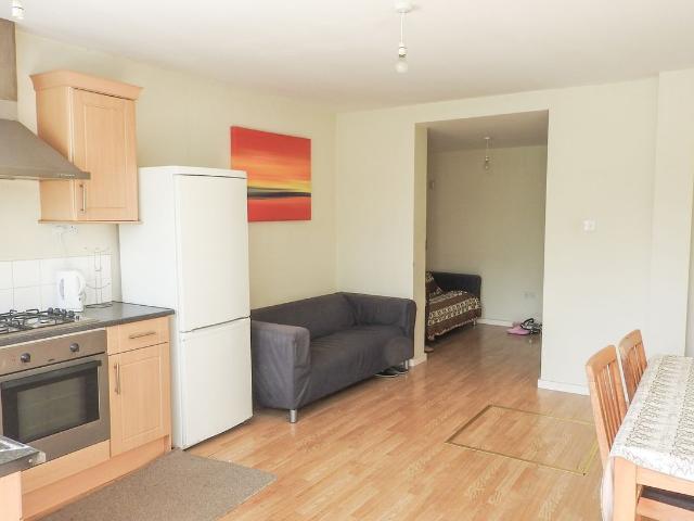 Fitzstephen Road, Dagenham, UK RM8, 2 bed flat to rent, £1,850 pcm | PrimeLocation