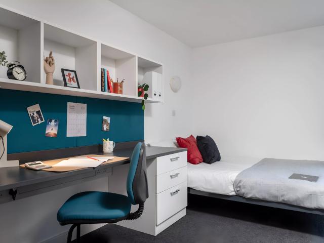 Fitzroy Court, Luton Has an Apartment
