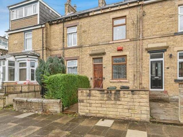 Fitzroy Road, Bradford, 4 Bedroom Terraced