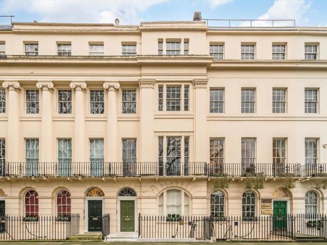 Fitzroy Square, Fitzrovia & Covent Garden W1T, Studio to rent, £1,699 pcm | PrimeLocation