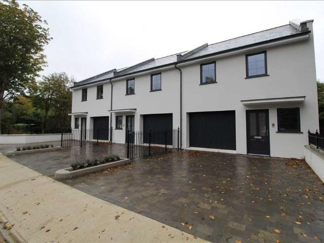 Fitzroy Terrace, Fitzroy Road, Plymouth 5 bed terraced house to rent £2,400 pcm £554 pw