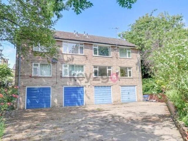 Fitzwalter Road, Sheffield, 2 Bedroom Flat
